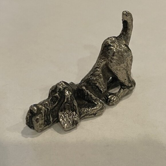 Accents | Vintage Pewter 2 Blood Basset Hound Dog Sniffing Tail Up ...
